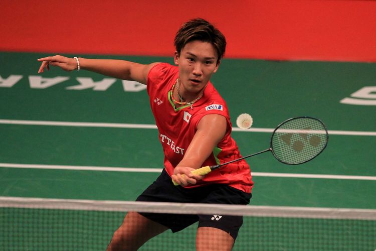 Kento Momota's Badminton Racket Over the Years - Get Good At Badminton